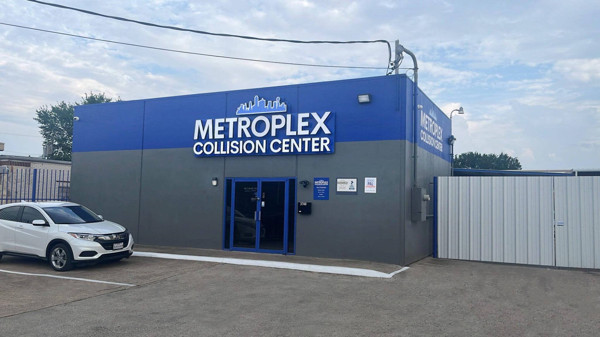 About Us | Metroplex Collision Center